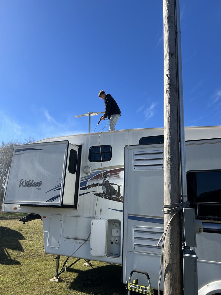 ROADIES MOBILE RV SERVICE & INSPECTION - Updated June 2026 - 13 Photos ...