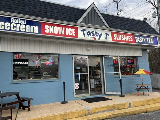 TASTY T - Updated August 2025 - 10 Photos - 610 Capitol Tr, Newark ...