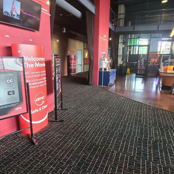 AMC CLASSIC MILL PLAIN 8 - Updated March 2025 - 38 Photos & 57 Reviews ...