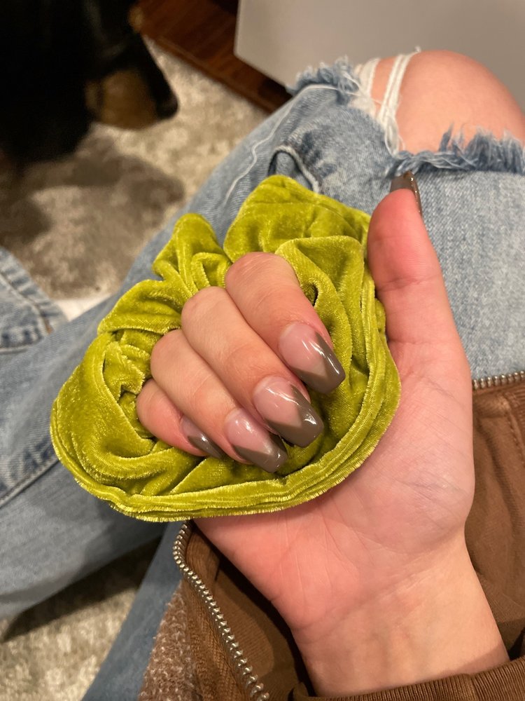 VNAILS - Updated October 2025 - 51 Photos & 90 Reviews - 3713 Pacific ...