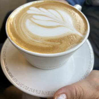 SHORTWAVE COFFEE - Updated 2024 - 121 Photos & 62 Reviews - 615 ...