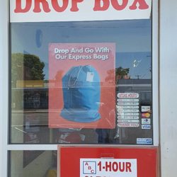 ABC ONE HOUR CLEANERS - 16 Photos & 24 Reviews - 3023 N 24th St ...