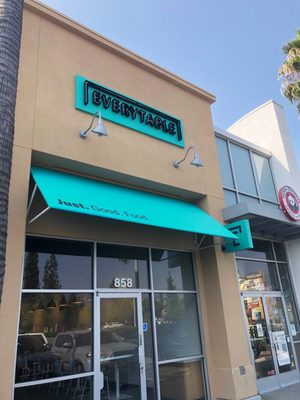 EVERYTABLE - 38 Photos & 19 Reviews - Fast Food - 858 E Alosta Ave ...