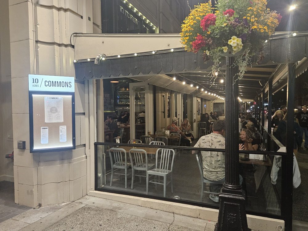 10 ACRES KITCHEN - Updated December 2025 - 48 Photos & 76 Reviews - 614 ...