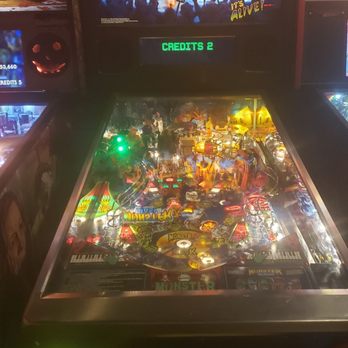 THE ICE BOX ARCADE - Updated October 2024 - 110 Photos & 41 Reviews ...