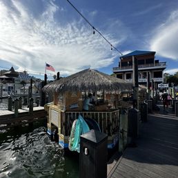 TAILFINS WATERFRONT GRILL - Updated September 2025 - 411 Photos & 456 ...