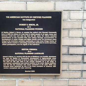 RESTON MUSEUM - Updated October 2025 - 38 Photos - 1639 Washington Plz ...