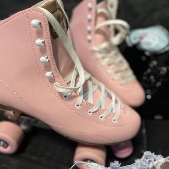 180 RODEO RINK AND LOUNGE - Updated March 2026 - 68 Photos & 14 Reviews ...