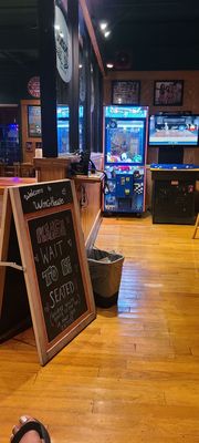 WINGHOUSE BAR & GRILL - CLEARWATER - Updated September 2025 - 158 ...