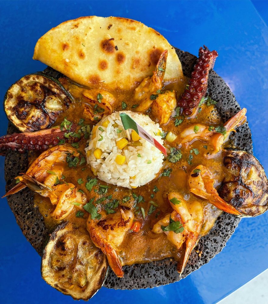 CRUDA MARISCOS & OYSTER BAR - Updated October 2025 - 674 Photos & 442 ...