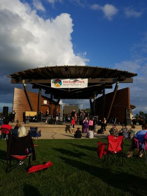 HERITAGE PARK - Updated December 2025 - 222 S Wolf Rd, Wheeling ...