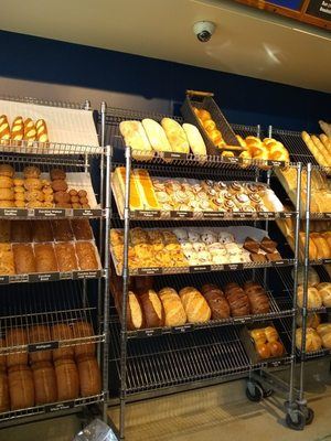 Bakeries - BREADSMITH - 21 Photos & 24 Reviews - 1816 S Plymouth Rd ...