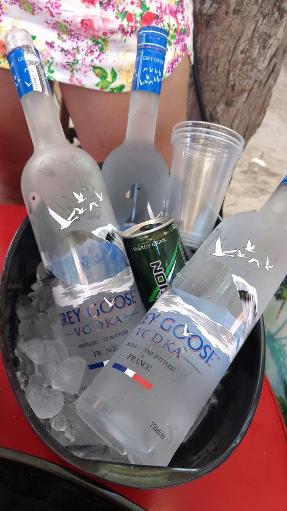 FISHBONE - Updated August 2024 - Armação dos Búzios - RJ, Brazil ...