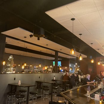 NEED PIZZA - Updated August 2025 - 142 Photos & 325 Reviews - 207 2nd ...