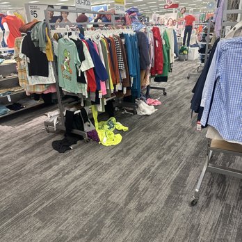 TARGET - Updated November 2025 - 28 Photos & 55 Reviews - 8005 Calumet ...