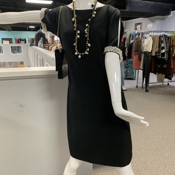 PETERSONS’ CONSIGNING DESIGN - Updated December 2025 - 225 Photos & 31 ...