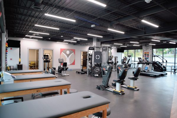 AMITY PHYSICAL THERAPY - Updated October 2025 - 12 Photos - 135 Cherry ...