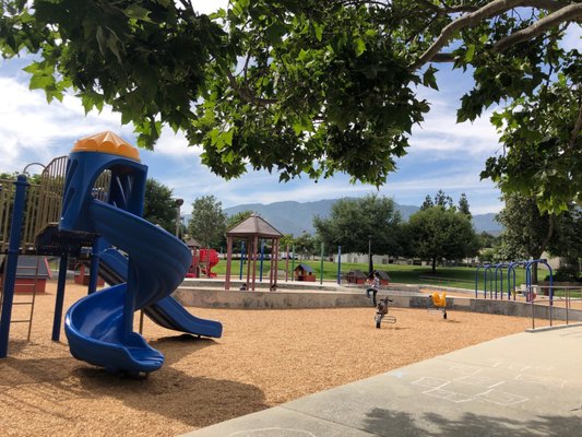 MCCARTHY PARK - 32 Photos & 14 Reviews - 2000-2040 N San Antonio Ave ...