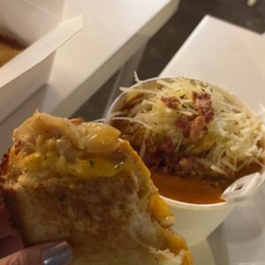 ALOHA MELT WAIKIKI - 447 Photos & 355 Reviews - 355 Royal Hawaiian Ave ...
