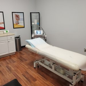 METRO MEDSPA - Updated November 2025 - 14 Reviews - 12608 Lamplighter ...
