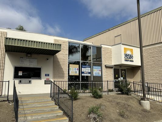 VENTURA COUNTY CREDIT UNION - VENTURA - Updated July 2025 - 28 Photos ...