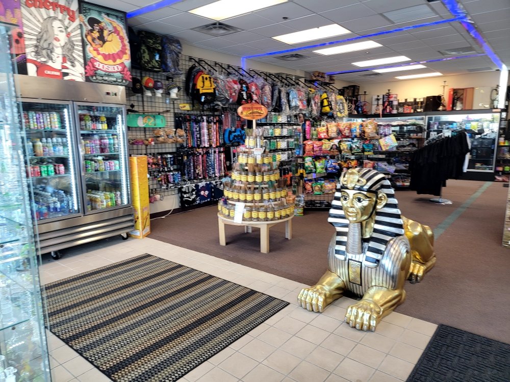 SPHINX SMOKE & VAPE SHOP - Updated November 2024 - 95 Photos - 2023 W ...