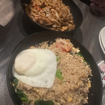 BLOCK 9 THAI STREET EATS - Updated March 2025 - 267 Photos & 146 ...