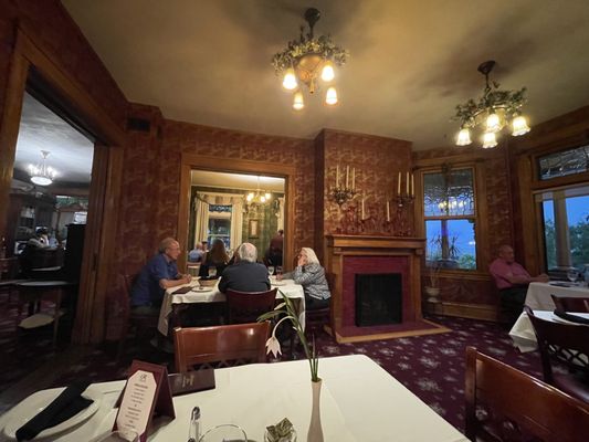 LANDMARK RESTAURANT AT OLD RITTENHOUSE INN - Updated August 2025 - 58 ...