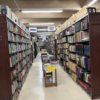 OHIO BOOK STORE - Updated January 2026 - 101 Photos & 62 Reviews - 726 ...