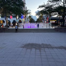 CLEMATIS STREET - 88 Photos & 16 Reviews - Clematis St, West Palm Beach ...