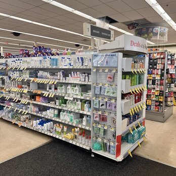 WALGREENS - Updated January 2026 - 33 Photos & 39 Reviews - 1197 Amboy ...