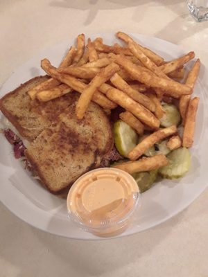 CROSSROADS FAMILY RESTAURANT - 31 Photos & 29 Reviews - 606 S Coucil St ...