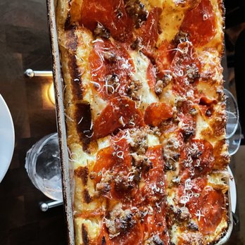 FEDERAL PIZZA - 1247 Photos & 1557 Reviews - 5210 N Central Ave ...