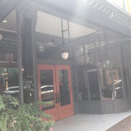 HAMPTONS - Updated December 2025 - 200 Photos & 160 Reviews - 33 N Main ...