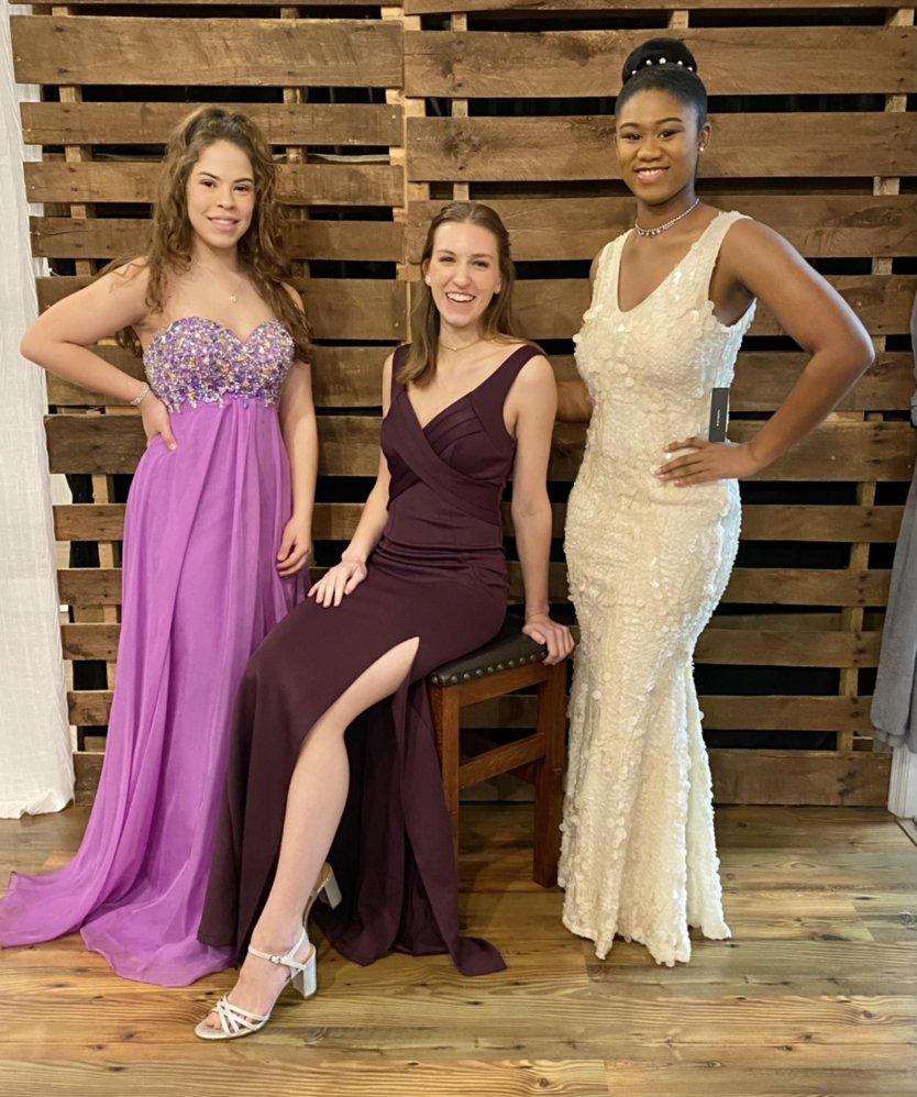 OFF THE RACK BOUTIQUE - Updated August 2024 - 10 Photos - 2004 Byrd Spring Rd SW, Huntsville ...