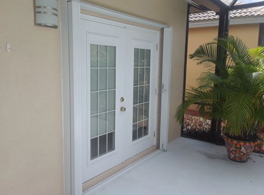 DR. SHUTTER HURRICANE SHUTTERS & REPAIR SERVICE - Updated October 2025 ...