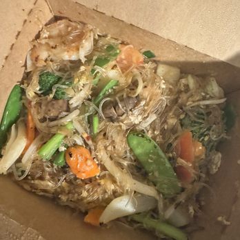 BASIL THAI CUISINE - Updated May 2025 - 358 Photos & 748 Reviews - 210 ...