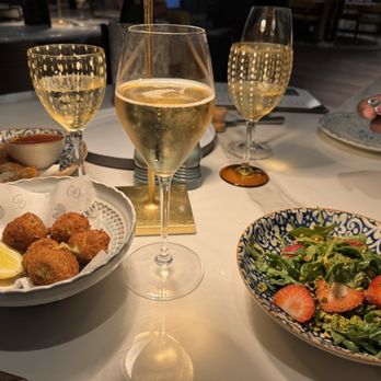 PALATO ITALIAN KITCHEN AND LOUNGE - Updated November 2025 - 106 Photos ...