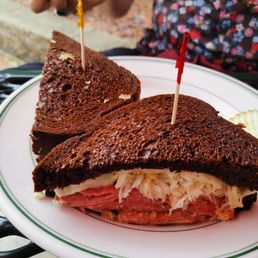 HUBBARD AVENUE DINER - Updated October 2025 - 278 Photos & 404 Reviews ...