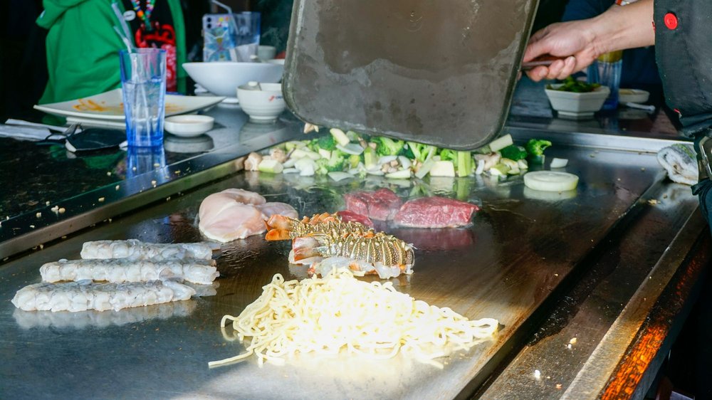 SAGA HIBACHI STEAKHOUSE AND SUSHI BAR - 131 Photos & 276 Reviews - 295 ...