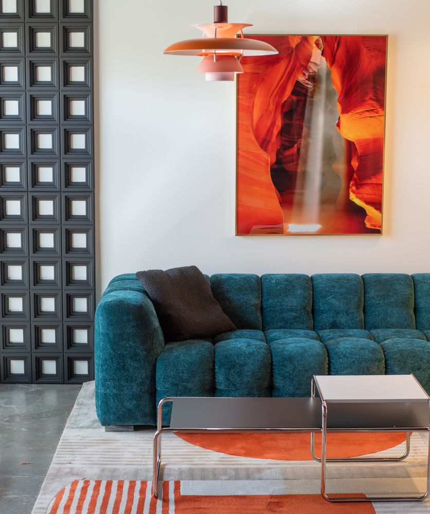 RETRO MODERN DESIGNS - Updated July 2024 - 16 Photos - 727 Est Hastings ...