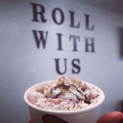 ROLLIE ROLLS ICE CREAM - 188 Photos & 81 Reviews - Thai - 1101 W Pecan ...