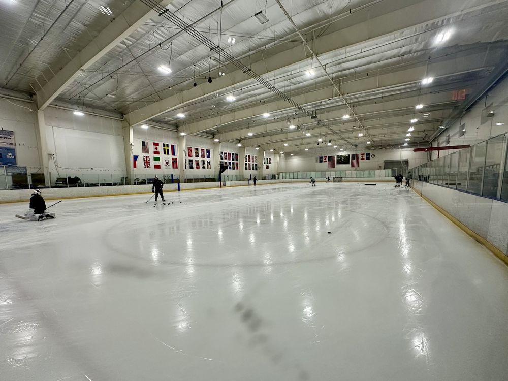 WINTERHAWKS ICE CENTER - Updated January 2025 - 65 Photos & 58 Reviews ...