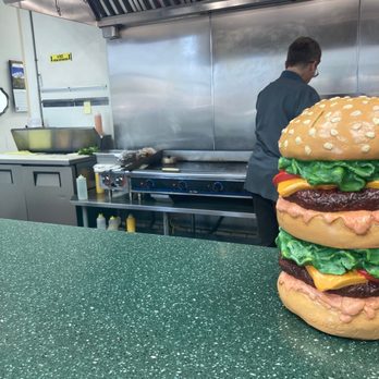 34TH STREET BURGERS + DELI - Updated May 2024 - 106 Photos & 84 Reviews ...