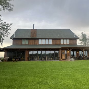 GALLATIN RIVER LODGE - Updated December 2025 - 95 Photos & 82 Reviews ...