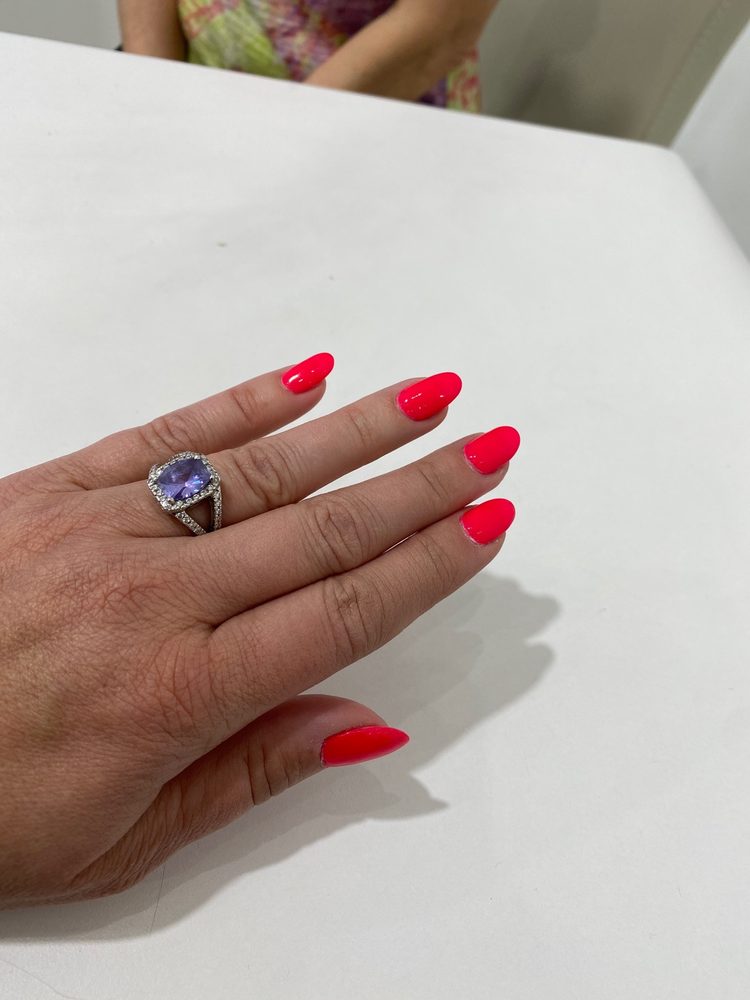 MODERN NAILS - Updated July 2024 - 49 Photos & 18 Reviews - 2801 Grand ...