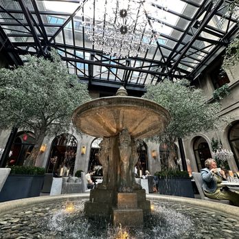 RH COURTYARD RESTAURANT AT RH NASHVILLE - Updated December 2024 - 580 ...