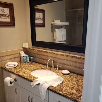 WEST WIND INN - Updated December 2025 - 96 Photos & 96 Reviews - 3345 W ...