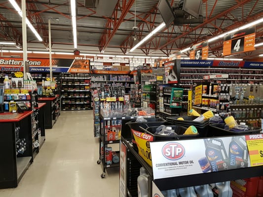 AUTOZONE AUTO PARTS - Updated October 2025 - 11 Photos & 77 Reviews ...