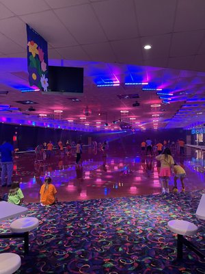 HAMILTON SKATE PLACE - Updated October 2025 - 24 Photos & 11 Reviews ...